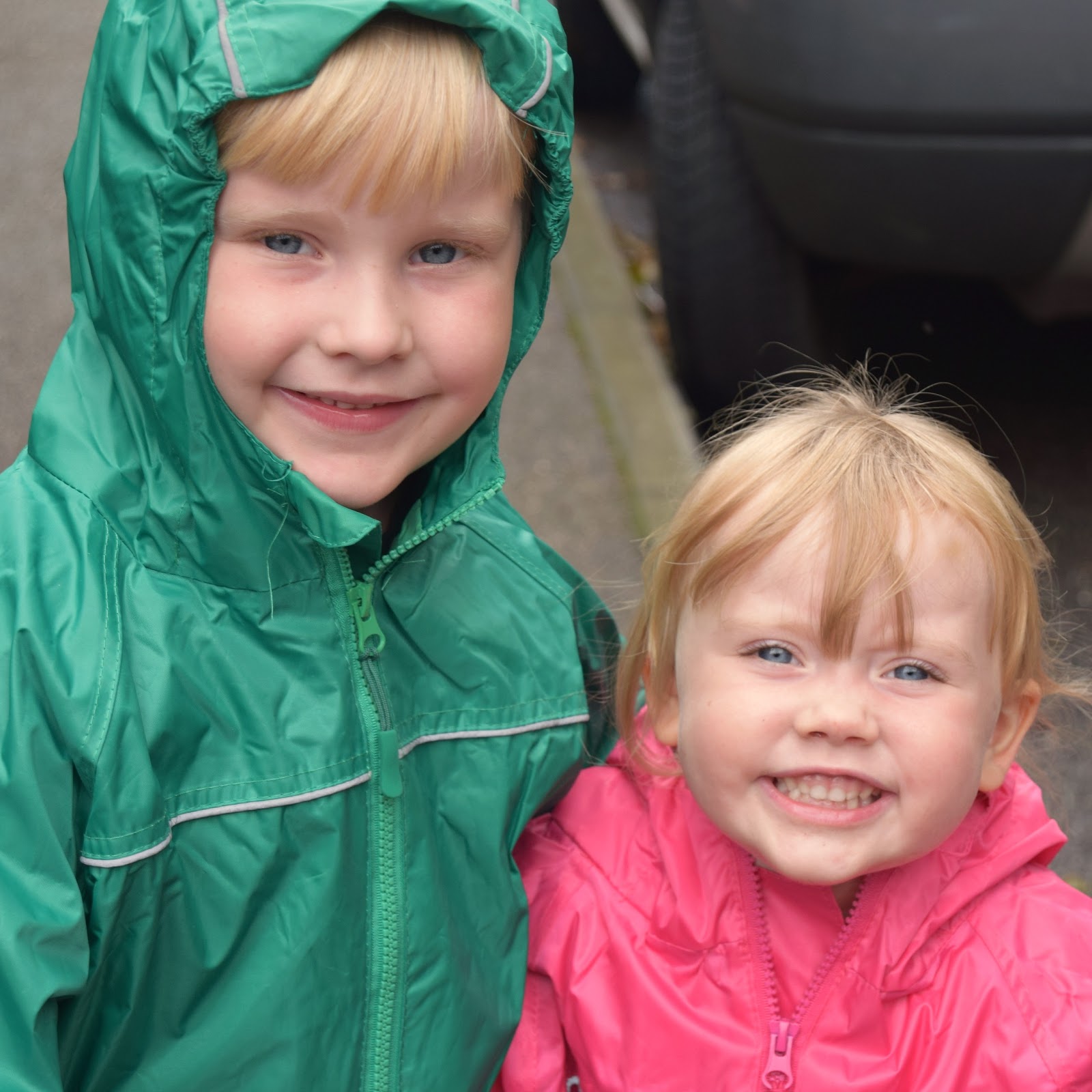 Wafflemama.: A Rainy Summer With 'Dry Kids'