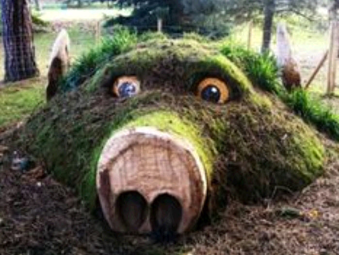 art wonder every day: Marvelous Grass Sculptures