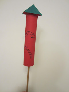 Kuvataide- ja ilmaisukasvatus: Uuden vuoden raketti kierrätysmateriaaleista