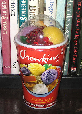 Percy's Memorabilias: Chow King Halo Halo Radio