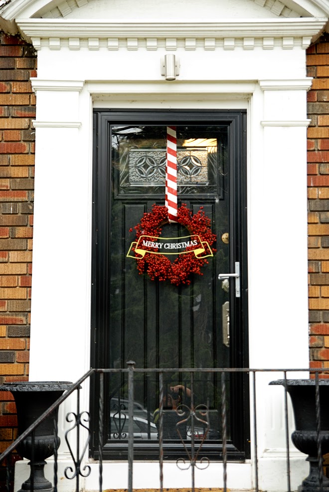 Holiday Decorating Using Chalk Ink - Rambling Renovators