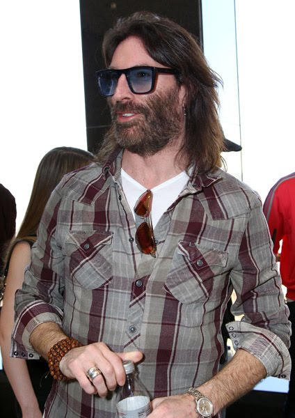 Spectacles For Humans : Sean Kinney of Alice In Chains wears Spectacles ...