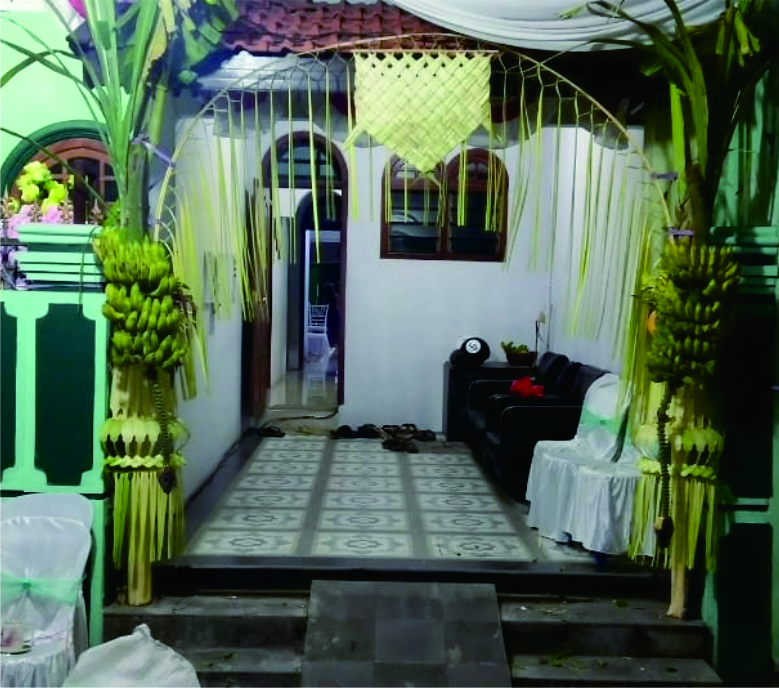 Jual Penjor Janur Kuning Kembar Mayang Tuwuhan Cengkir