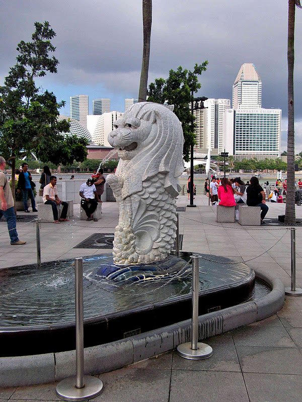 wandering... can't go home: Singapore - Merlion Park