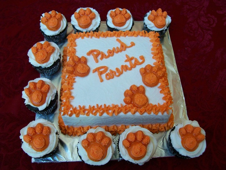 Clemson Girl: Smile and have a Clemson cupcake!