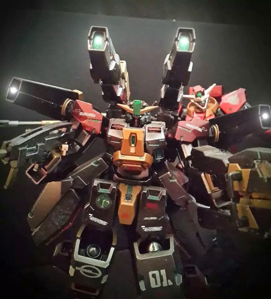 HG 1/144 Gundam Raphael - Custom Build