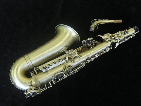 The Saxophone Corner: Review: Buffet 400 Alto Saxophone Matte Finish