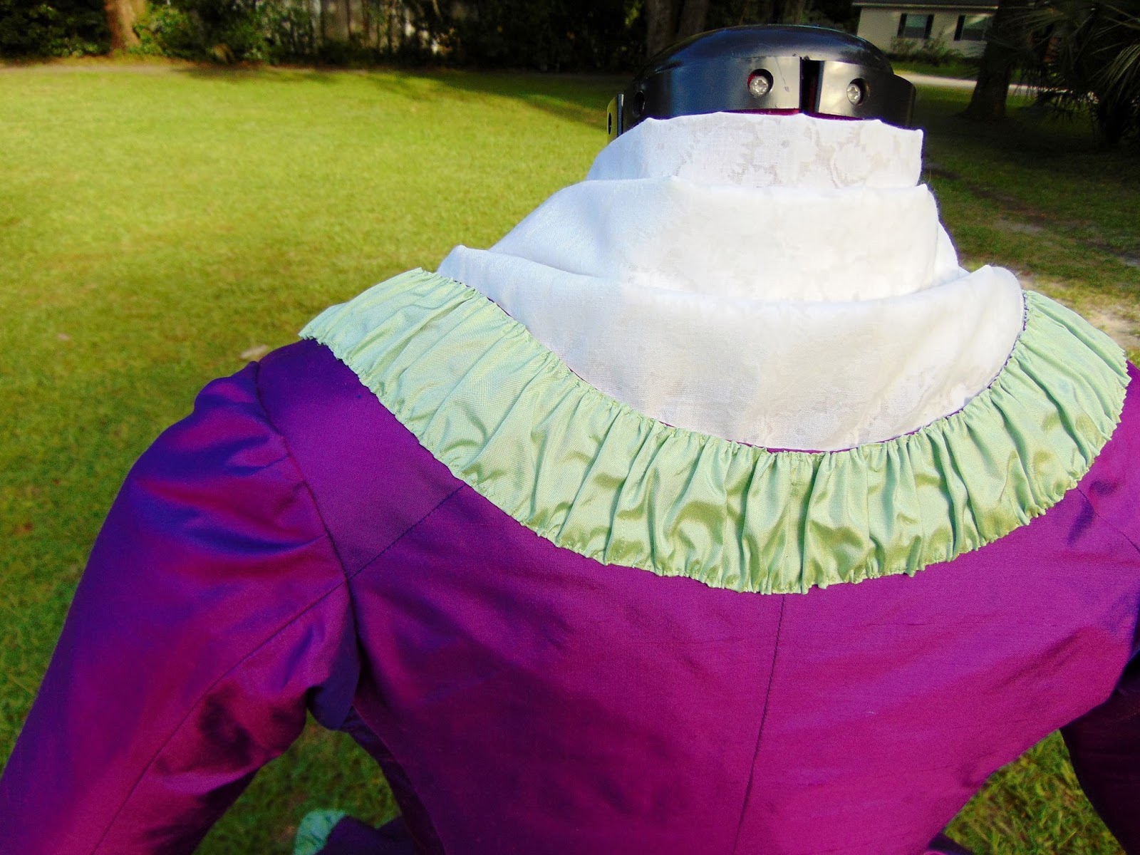 The Antique Sewist: Casaquin Jacket - Purple & Green Silk