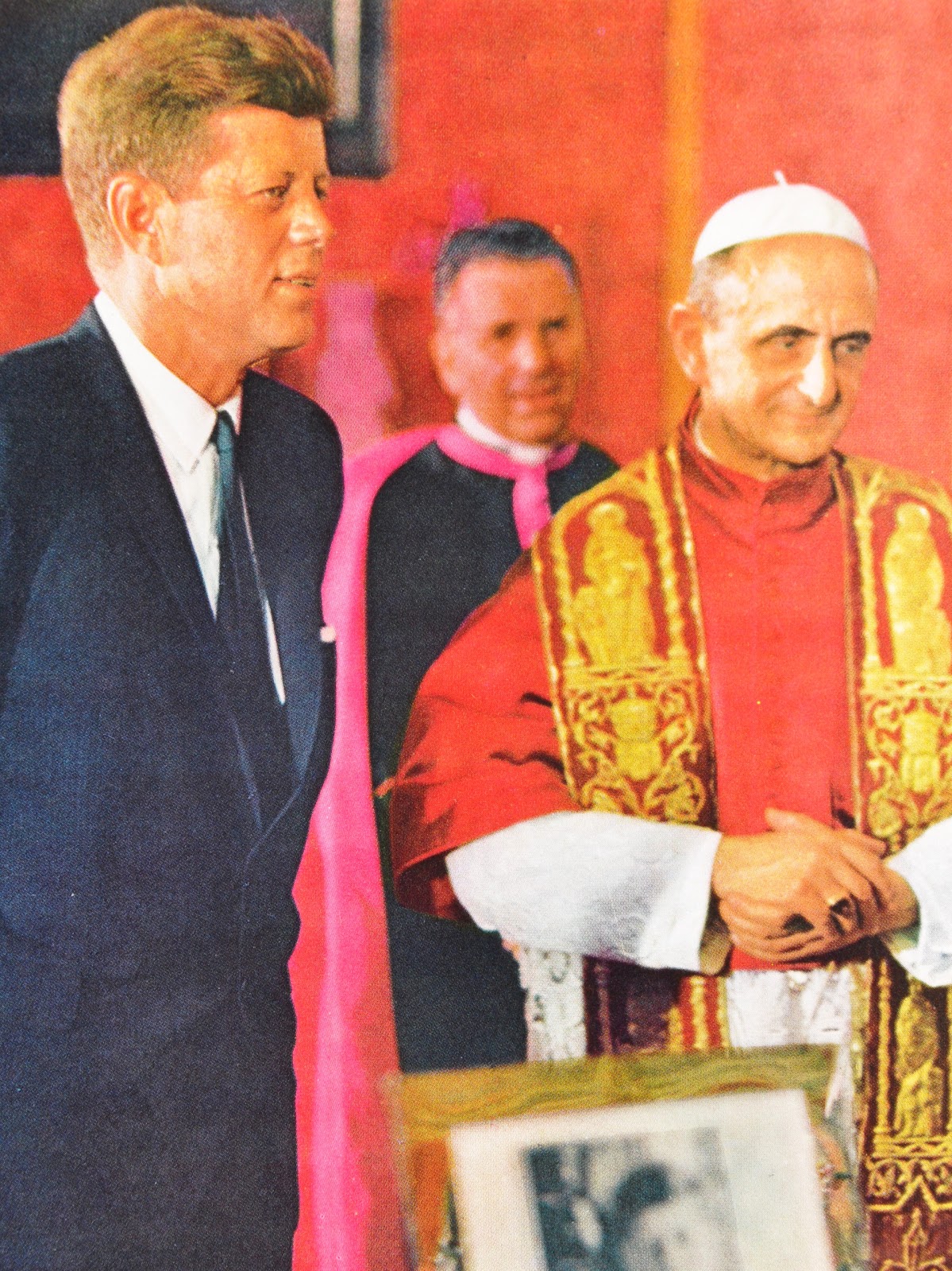 Orbis Catholicus Secundus: First US Catholic President with Pope
