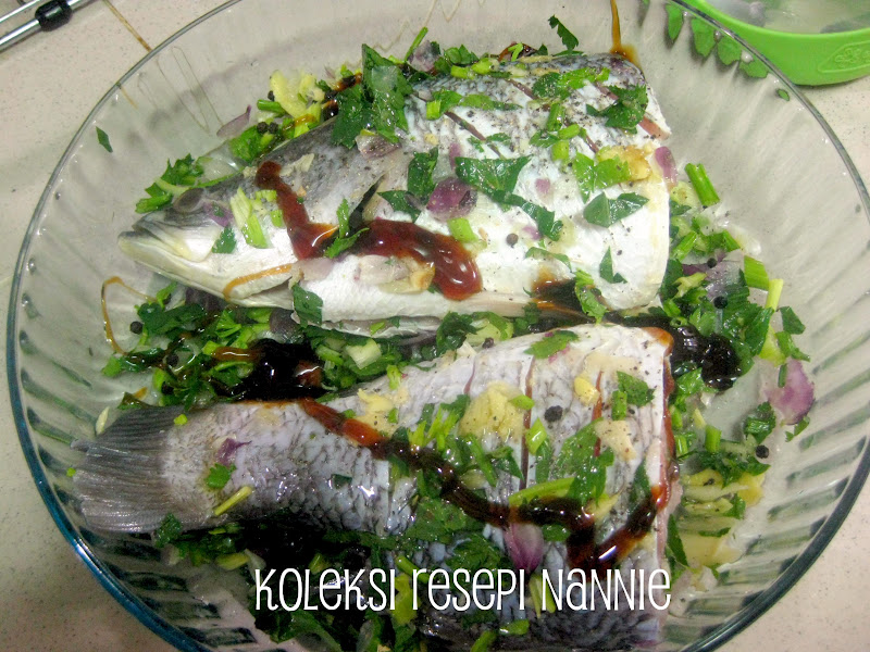 RESEPI NENNIE KHUZAIFAH: IKAN SIAKAP KUKUS LADA HITAM