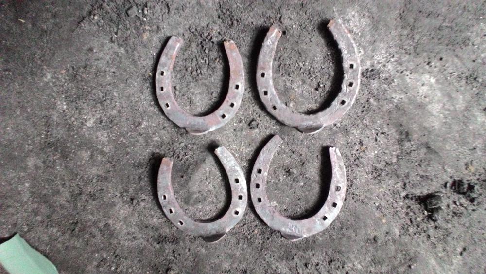 Dudu Poetra Tasik: Jual Tapal Kuda Baru / Sepatu Kuda Baru