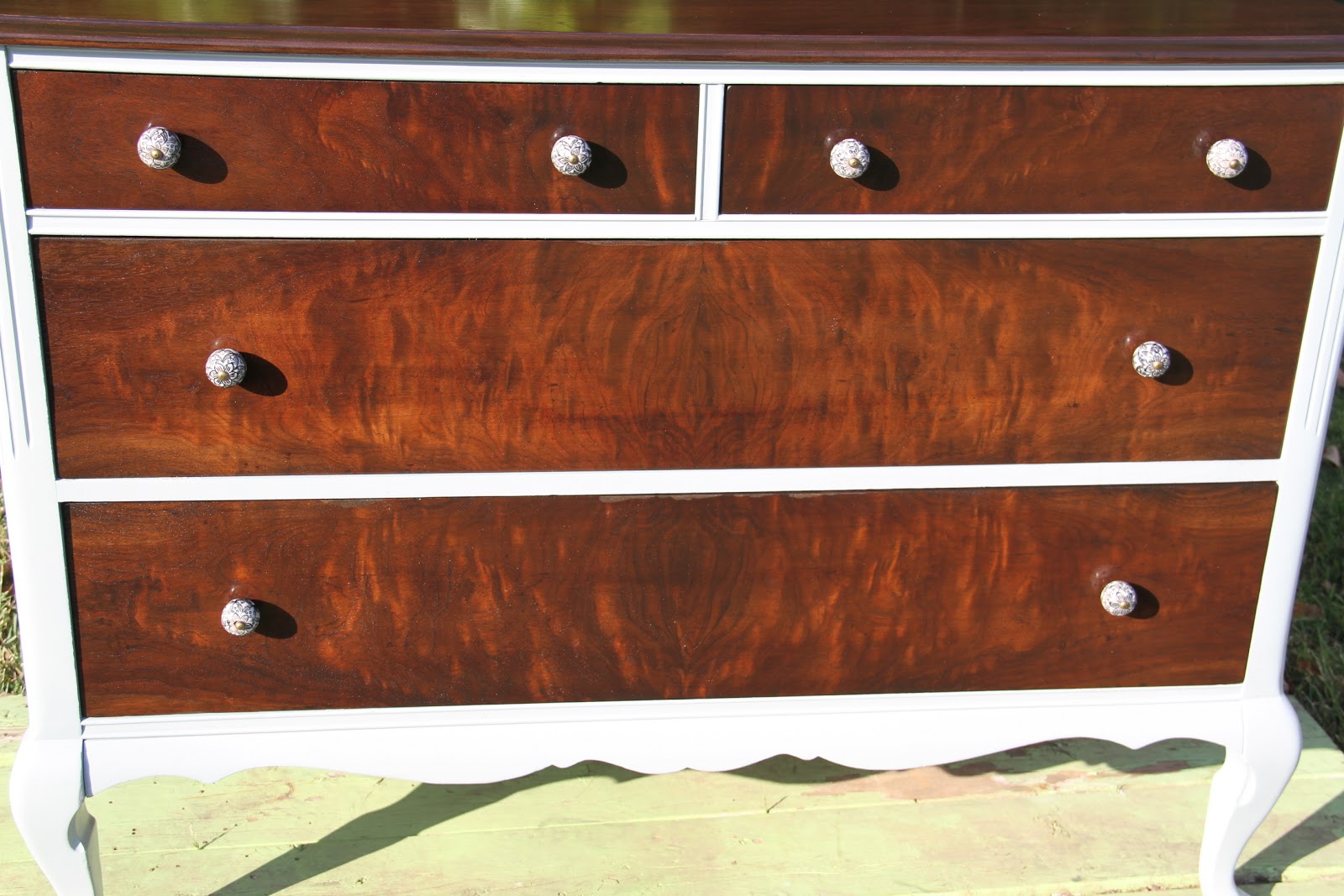 Chateau Revivals: Antique Dresser Redo!