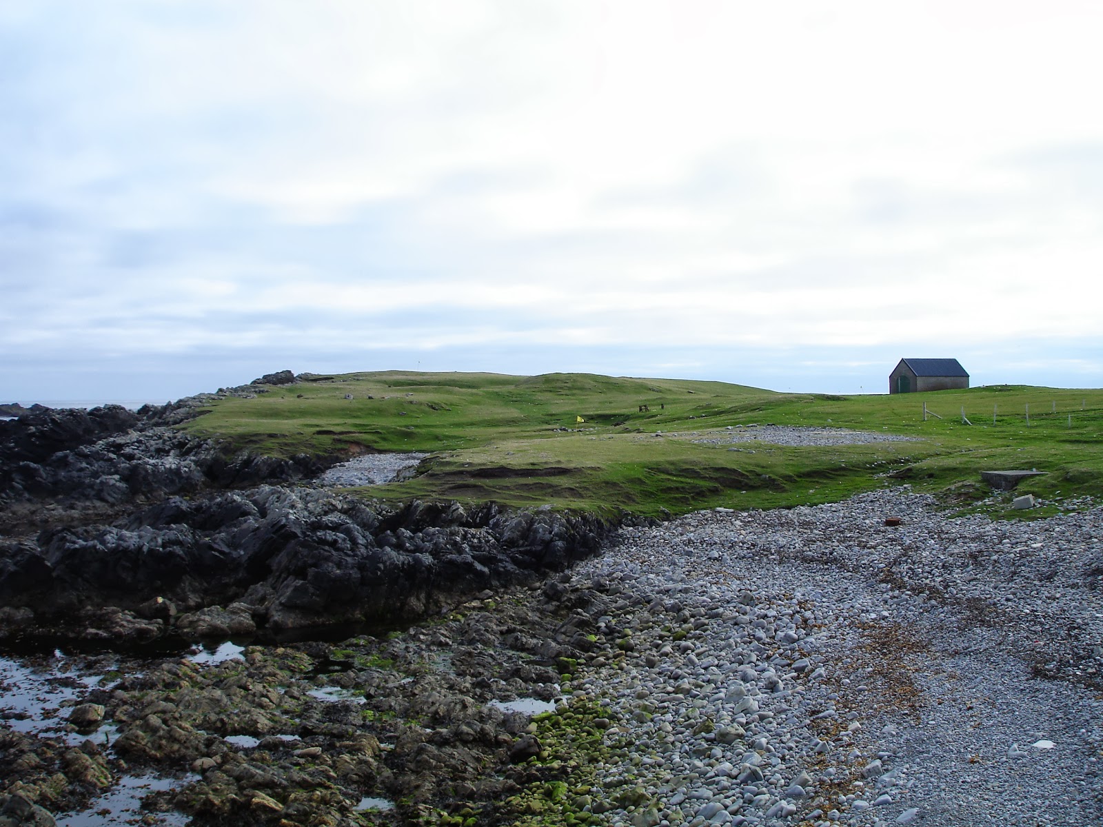 Scottish golf courses - all of them: Fair Isle Lighthouse Keeper's Golf ...