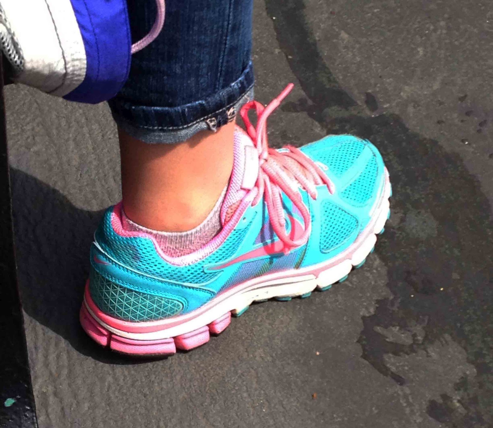 fashiontent: New York - Running shoe trend - bright flash of neon ...