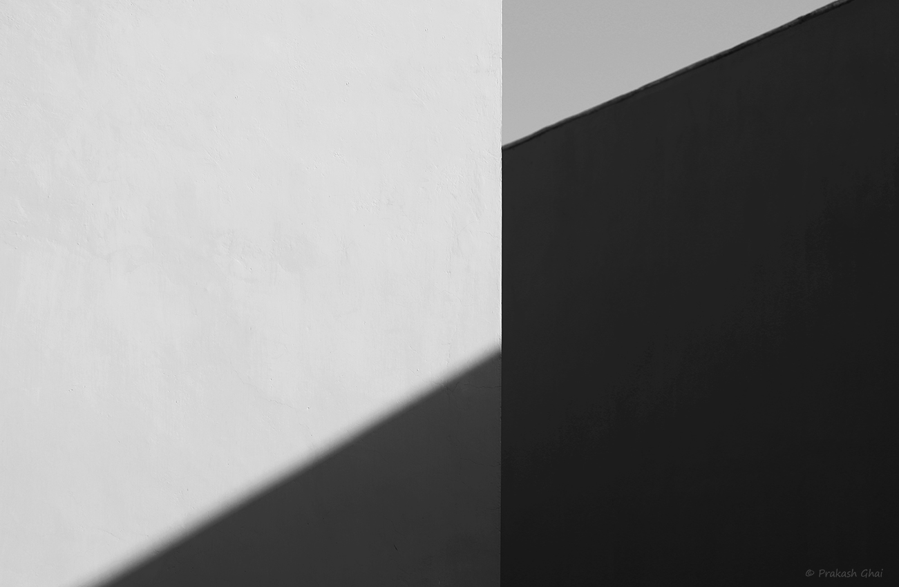 Minimalist Photography - by Prakash Ghai: Monochrome Lines Minimal Minimalist Photography - by Prakash Ghai: Monochrome Lines Minimal