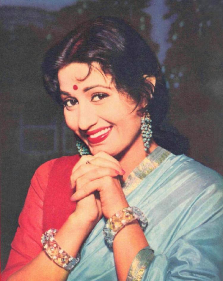 मुशाफिरी : Madhubala in Colour