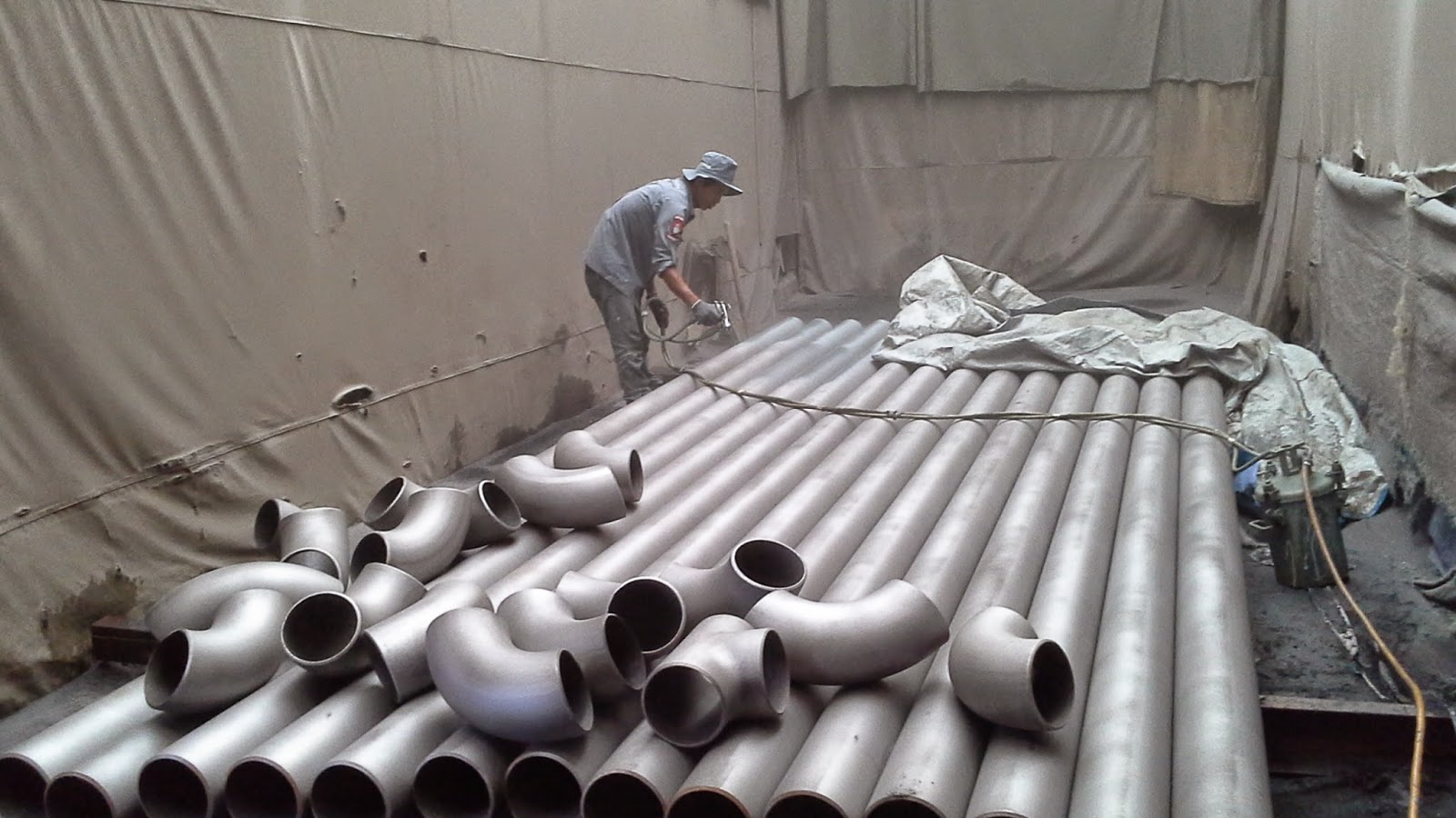 Sandblasting Painting Pipa-Pipa PT.Adiwarna Anugerah Abadi ...