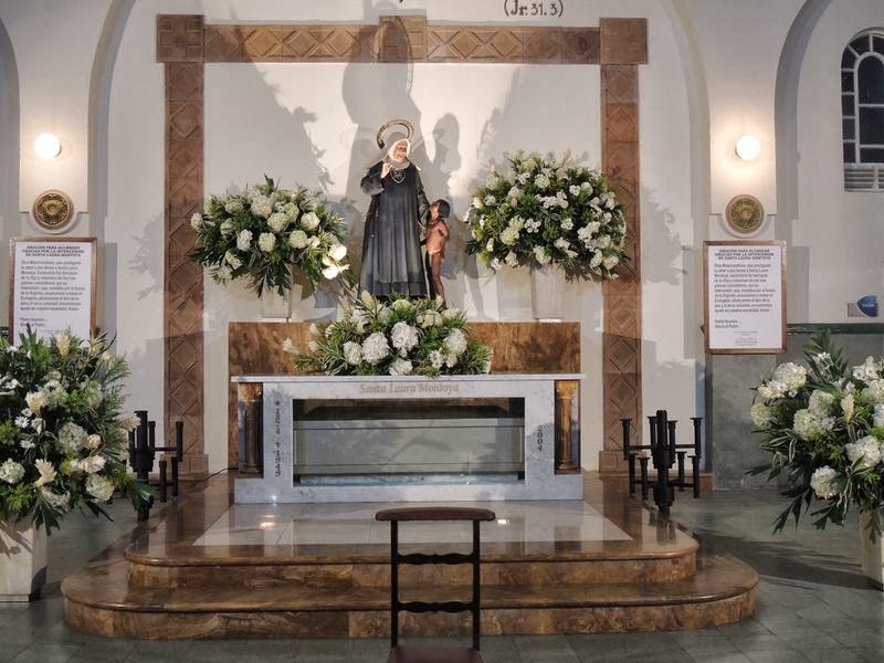 Corazón en Alta mar: SAINT LAURA MONTOYA, THE FIRST COLOMBIAN SAINT ...