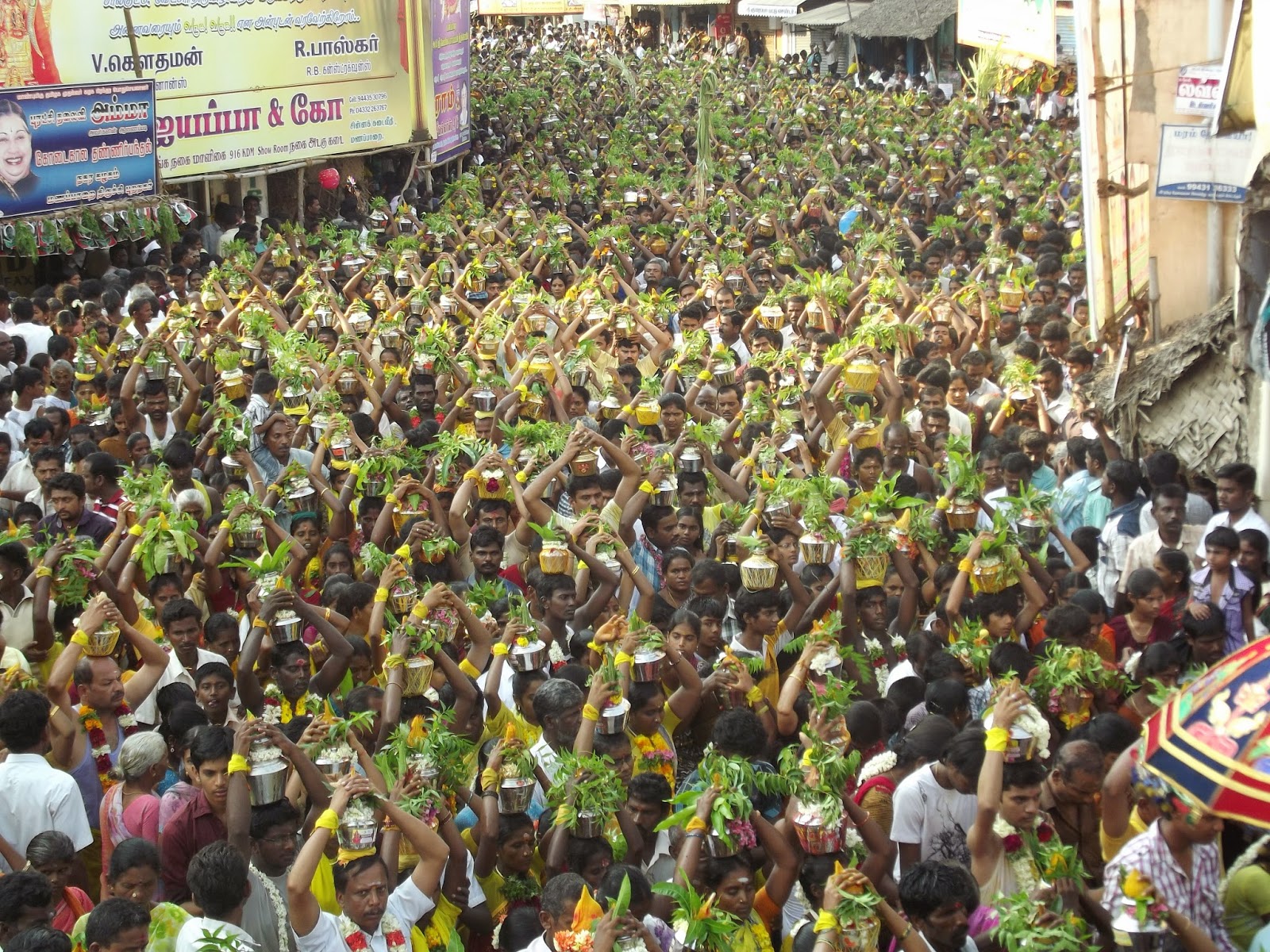 ஆரூர் மூனா : கடுப்பேத்திய ஆன்மீக பயணம்