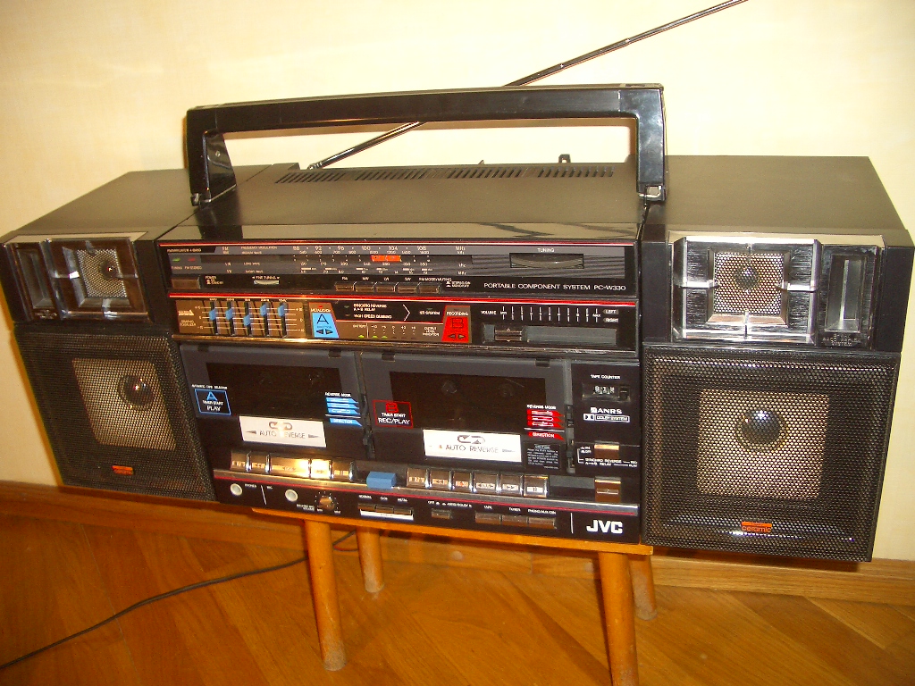 МАГНИТОЛиЯ - бумбоксы, магнитофоны и магнитолы!: JVC PC-W330LS
