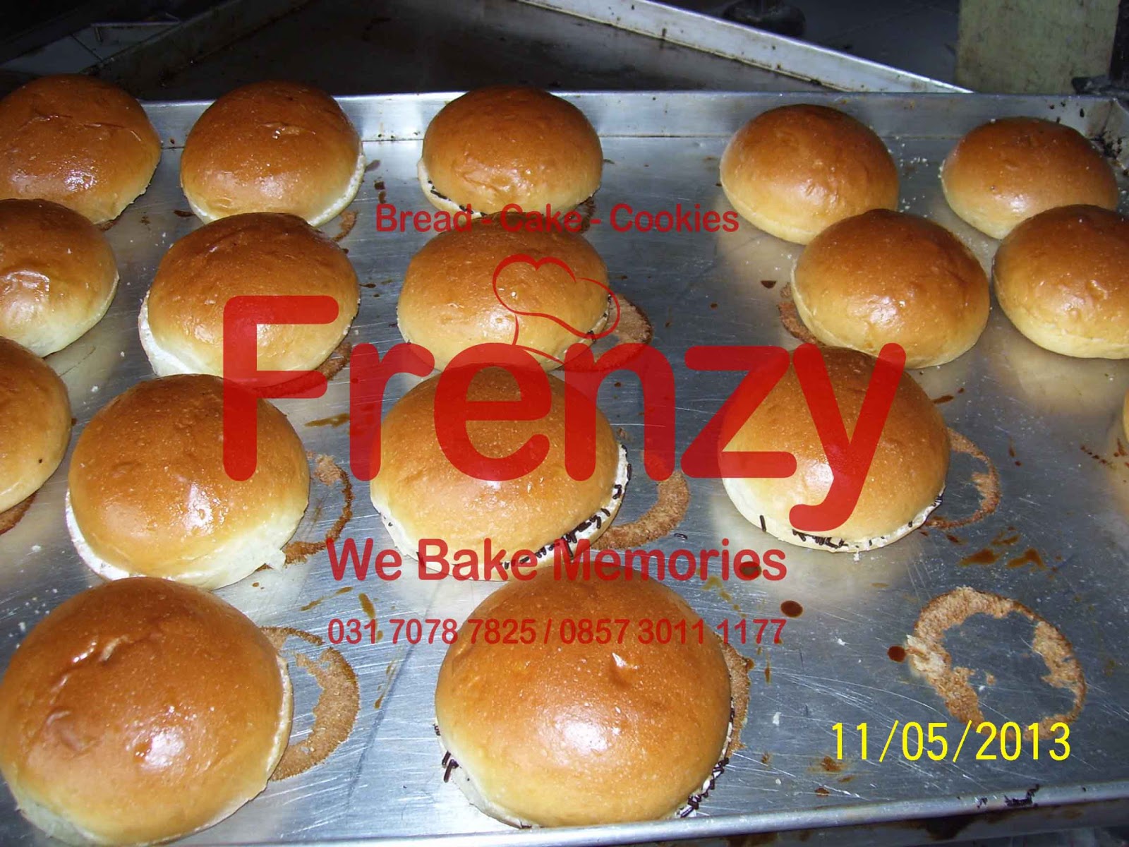 Frenzy Bakery Surabaya: Macam - Macam Roti Manis