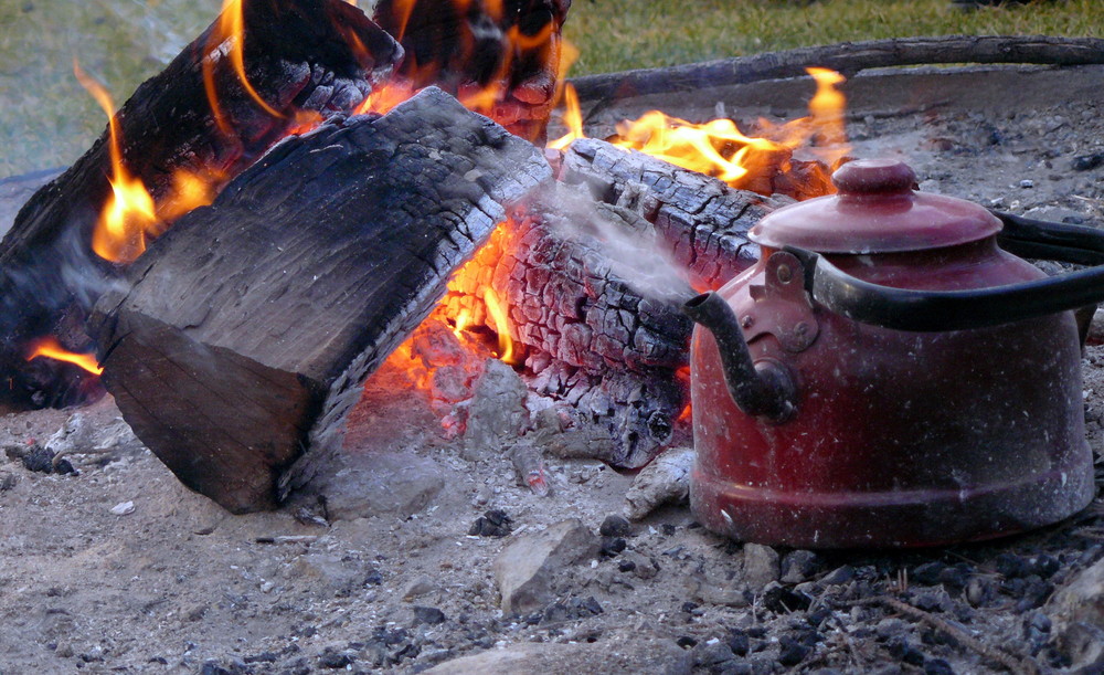 Consumos del Ayer: El fogón, cocina criolla por excelencia