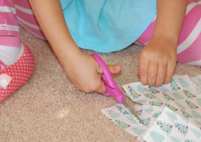 Christmas Cutting Tray | What Can We Do With Paper And Glue