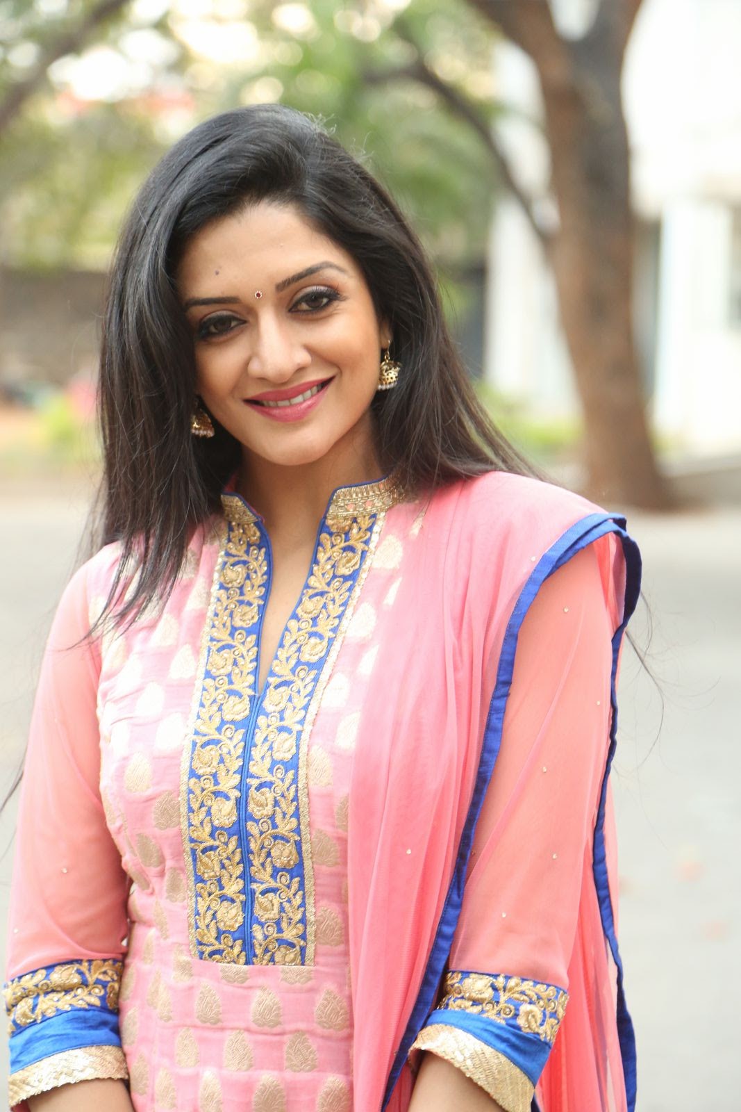Vimala Raman latest glamorous photos