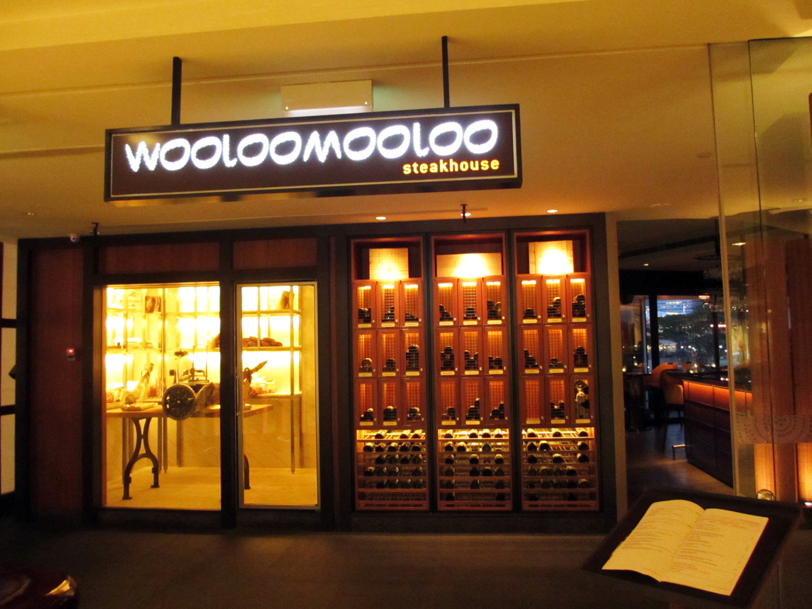 drunkene: Wooloomooloo Steakhouse