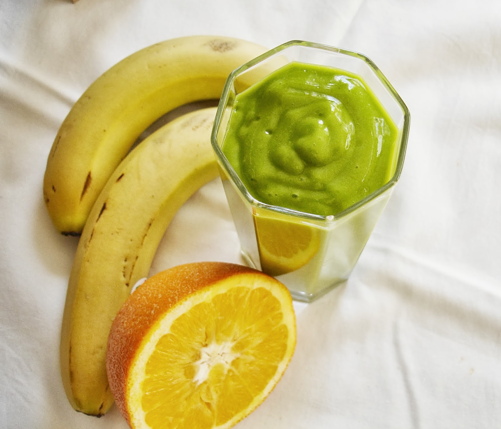 Destination santé: Smoothie vert à la mangue, romaine & maca pour se ...