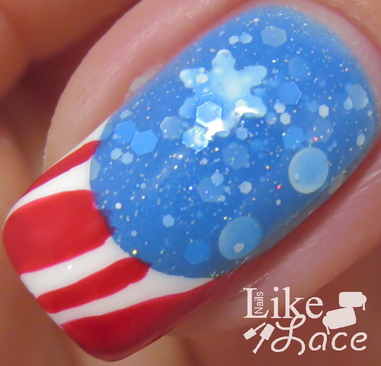 NailsLikeLace: Peppermint Snowstorm Nails