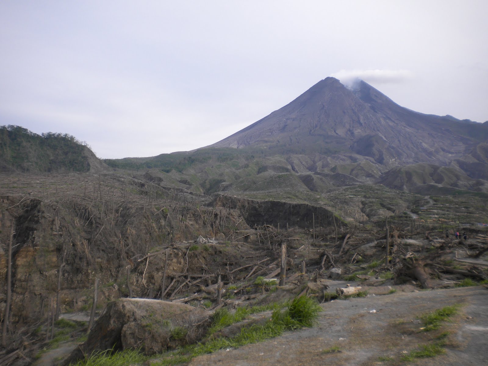 Gambar Gunung Merapi Meletus - Homecare24 Gambar Gunung Merapi Meletus - Homecare24