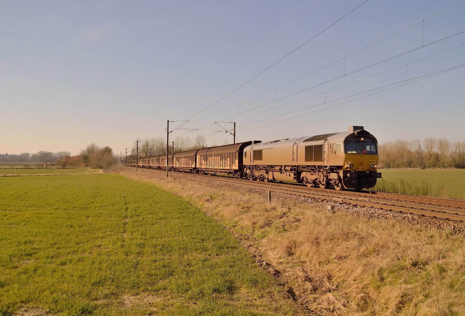 LA PASSION DU TRAIN: à Ecaillon ( Somain ) le 24 Mars avec Tarek