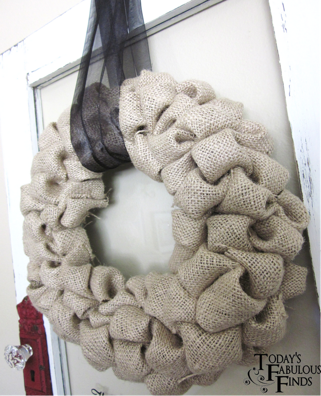 Crafting on a Budget: DIY: Burlap Bubble Wreath Tutorial
