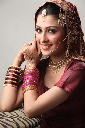 Indian Dulhan Dresses,Bridal Style,Bride Fashions,Dulhania Wears ...