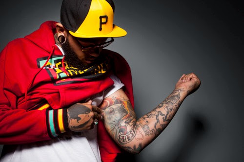 Histórias das tatuagem com Travie McCoy - Minimos Luxos