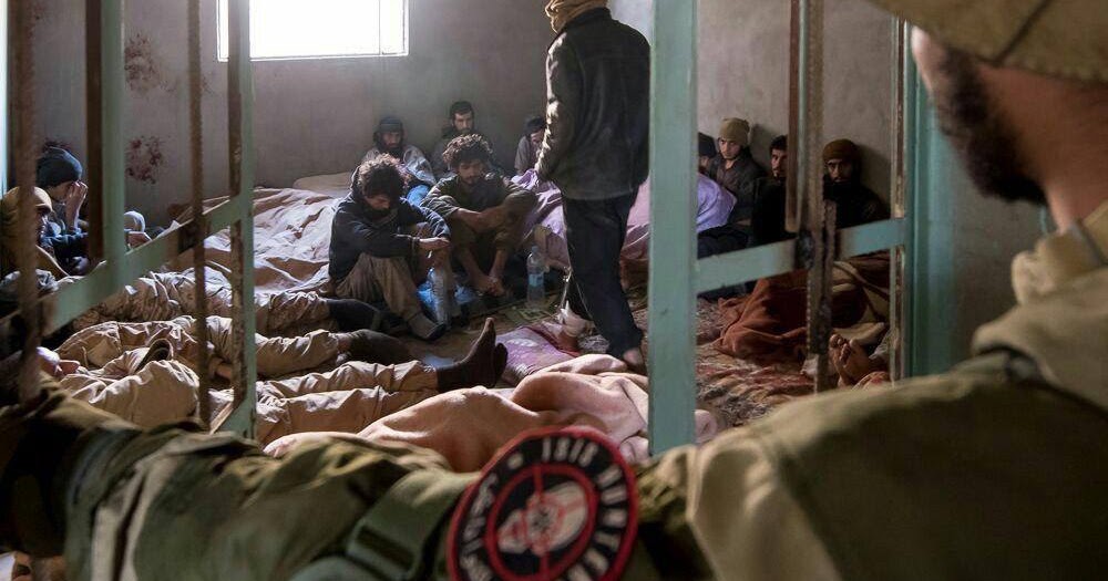 Sa Defenza: I CACCIATORI DI ISIS (ISIS HUNTERS) HANNO CATTURANO 250 ...