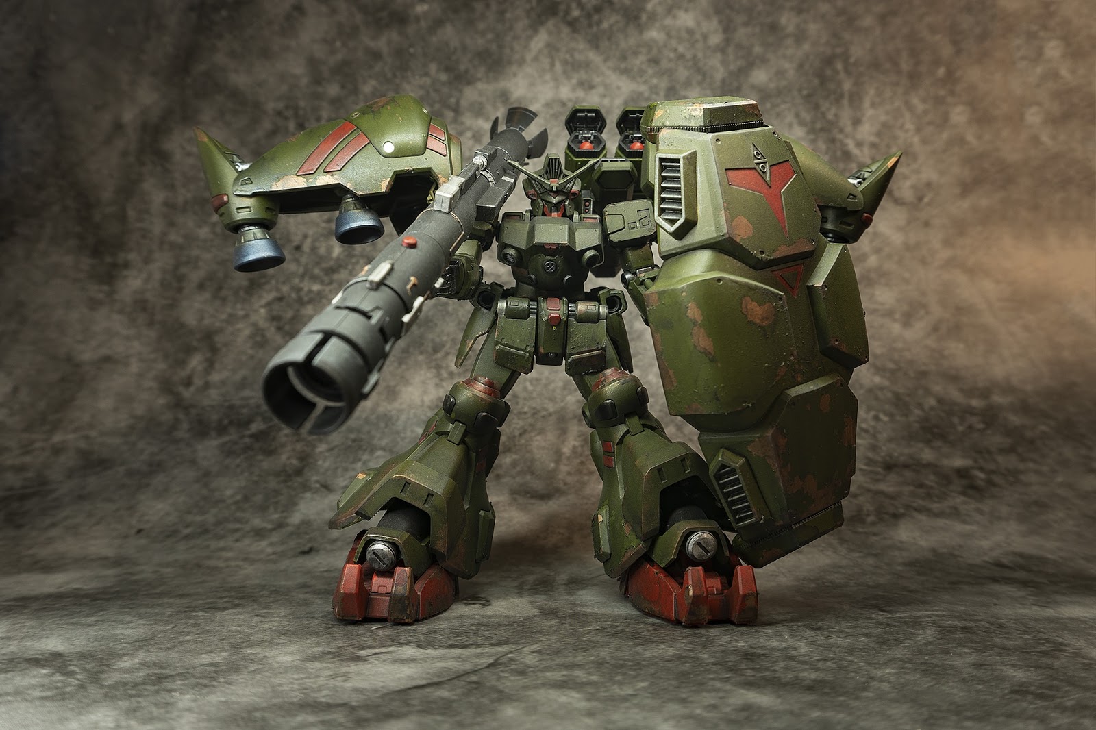 Painted Build: HGUC 1/144 RX-78GP02A Gundam GP02A (Type-MLRS)