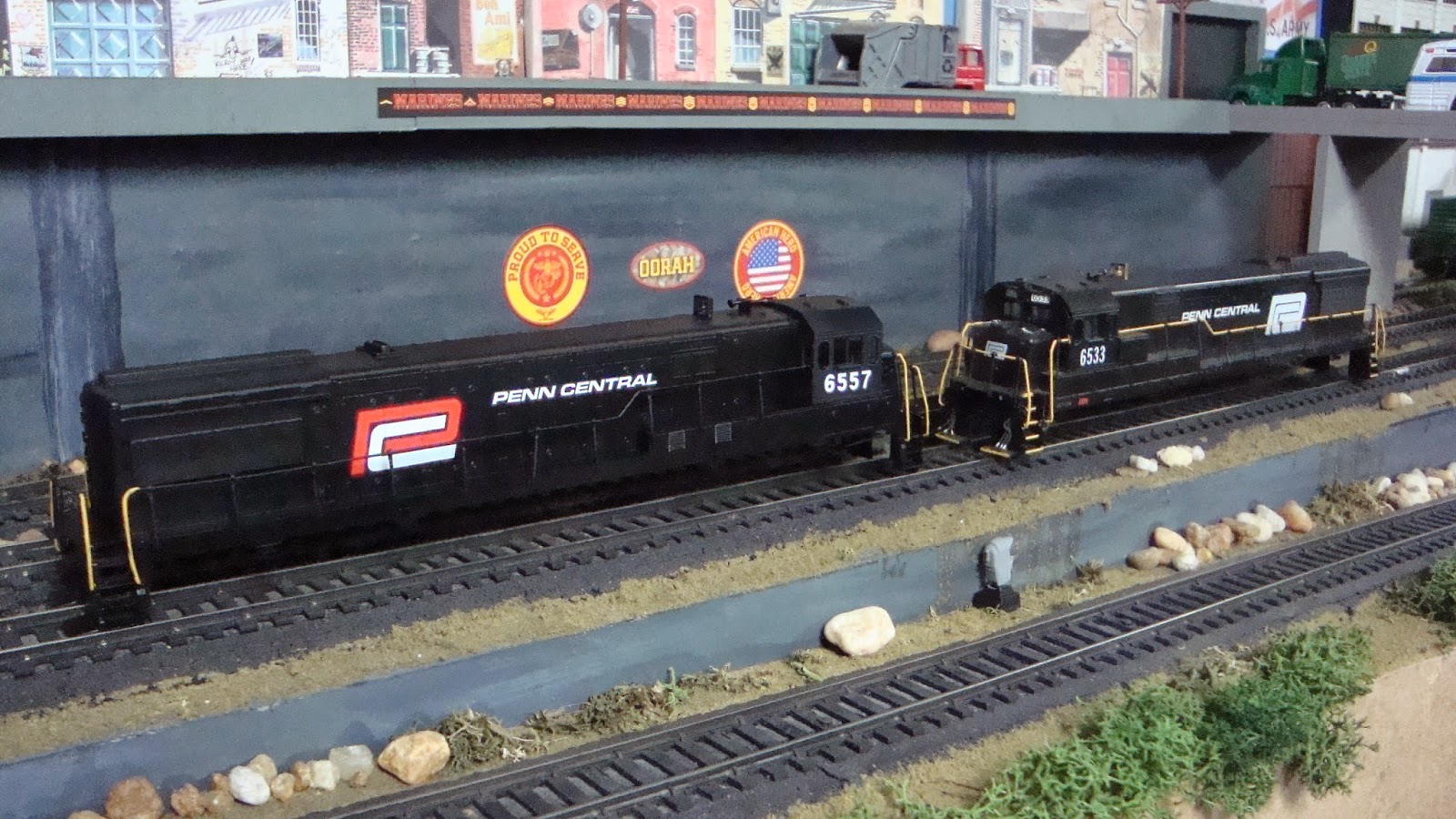 New York Central Train Layout: Penn Central U-Boat Make Over