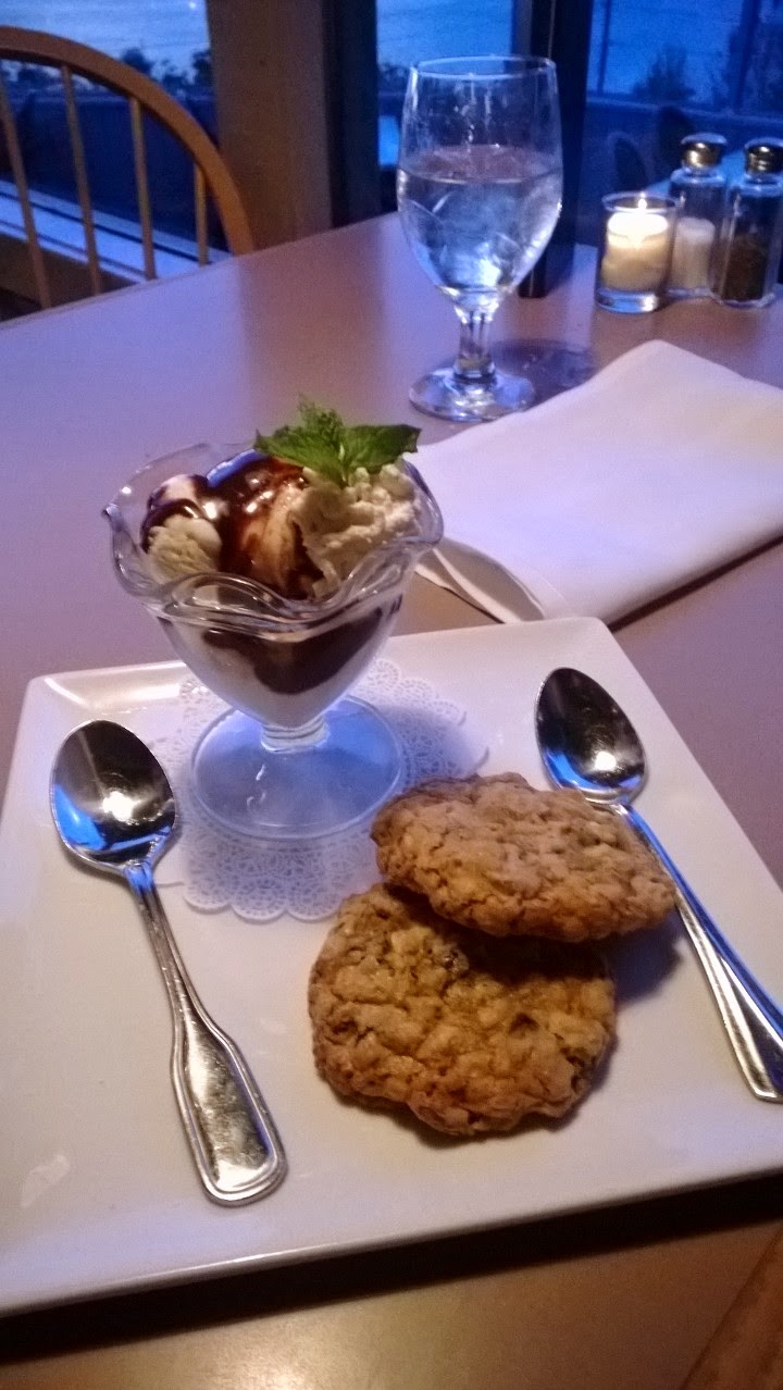 [Amanda MacLean]: Artist's Point - Mt. Baker, Washington