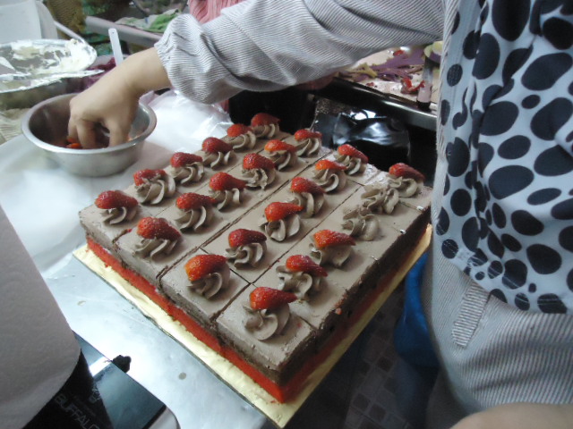 Zara ♥ Baking: Contoh kek yang saya pelajari di kelas Pn. Azimah.