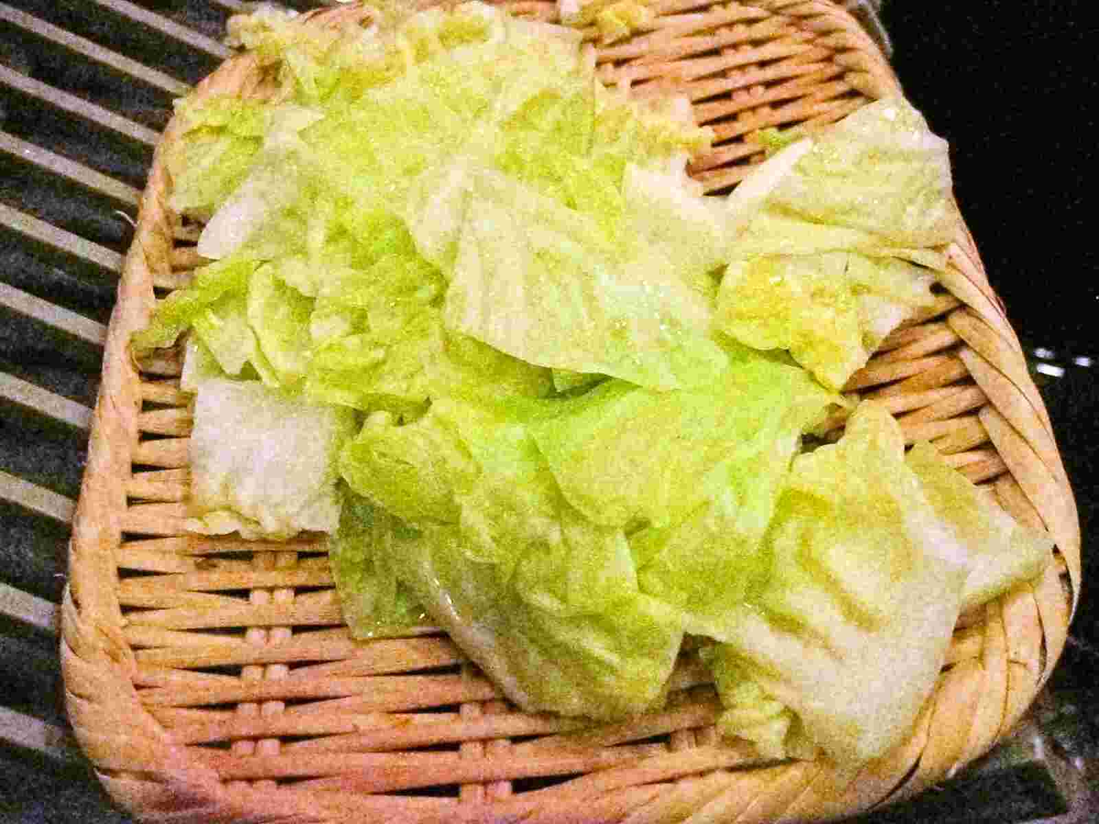 Recipes for Tom: Kyabetsu no ume-gomaae / cabbage in plum sesame dressing