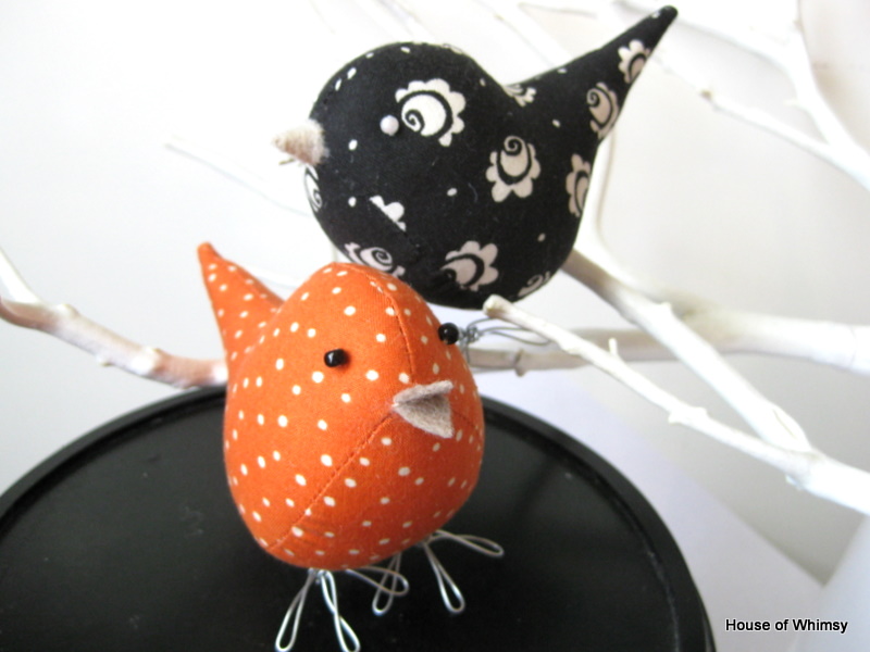 House of Whimsy: Heather Bailey Pincushion