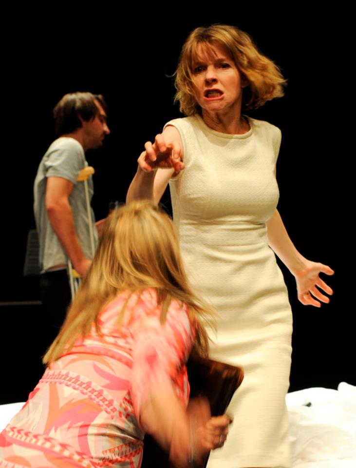 Colleen Windsor: Cat on a Hot (well warm) Tin Roof