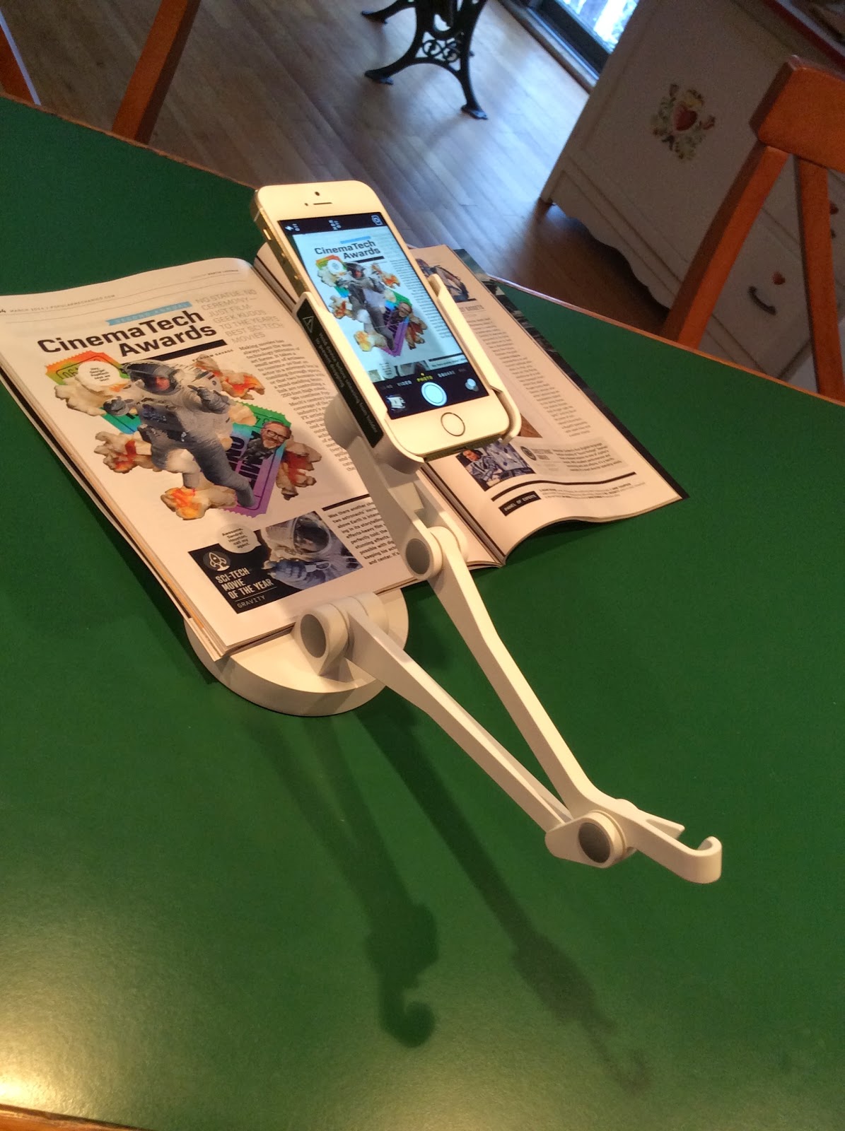 Kathy Schrock's Kaffeeklatsch: IPEVO Video Stand