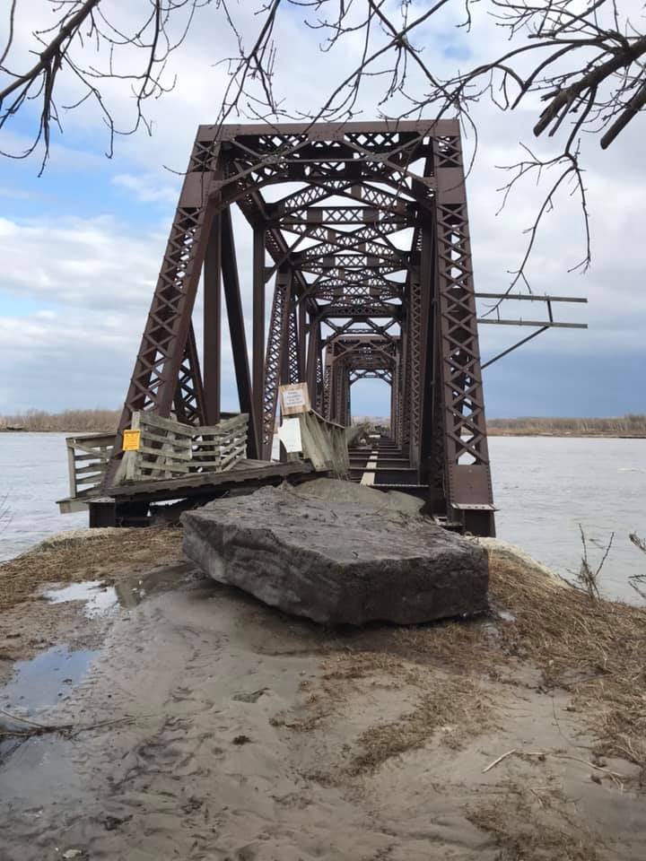 Industrial History: Flood of 2019: Lost/Trail/C&NW Bridge over Niobrara ...