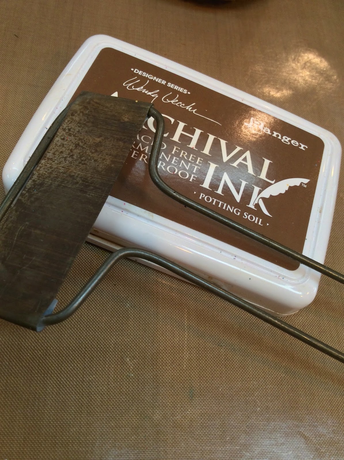 Studio 490: distress spray stain & string...