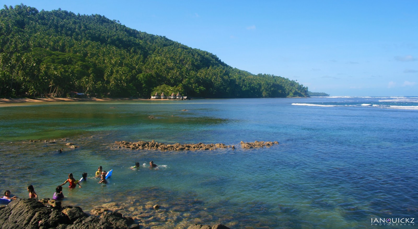 IAN QUICKZ PHOTOGRAPHY: Mahayag Beach Strolling