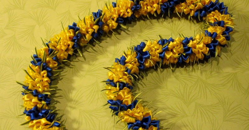 Creations by Patti: Graduation Lei in Blue and Gold