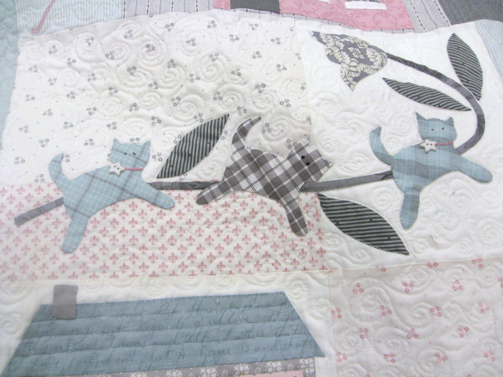 Gingerbread Girl's Quilting Adventures: Raining Cats and Dogs Quilt